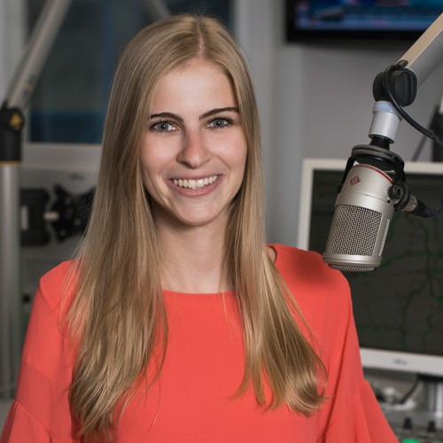 Stream Moderatorin & Sprecherin Sarah Eid | Listen to podcast episodes ...