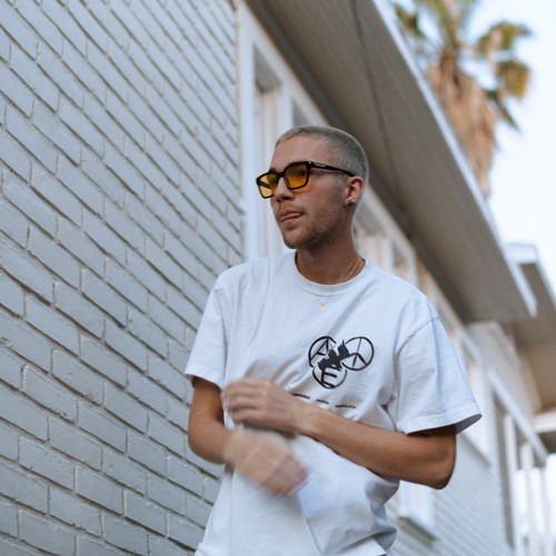 Stream Wingo Wingo music | Listen to songs, albums, playlists for free ...