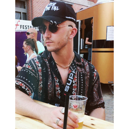 Stream DIP OUT THE ENDS by CGMusic | Listen online for free on SoundCloud