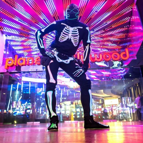 Stream SkeletonMan music | Listen to songs, albums, playlists for free ...