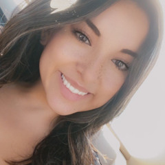 Amanda Renee's Instagram, Twitter & Facebook on IDCrawl