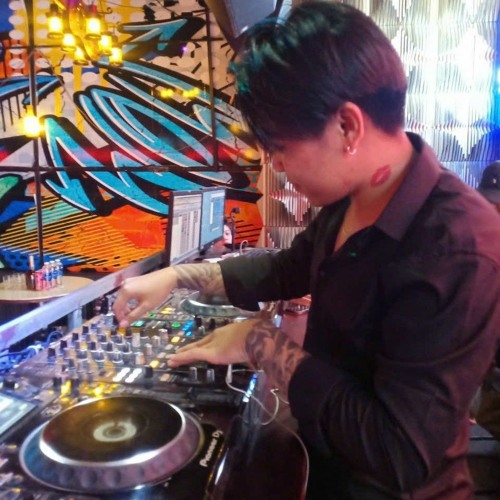 Stream Shi DJ Mix music | Listen to songs, albums, playlists for free ...