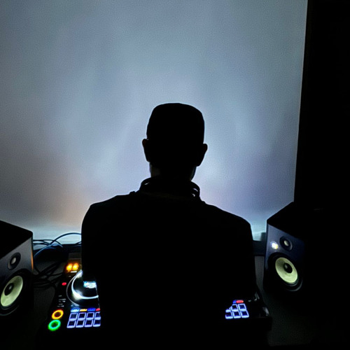 Stream Nicolas Rojas music | Listen to songs, albums, playlists for ...