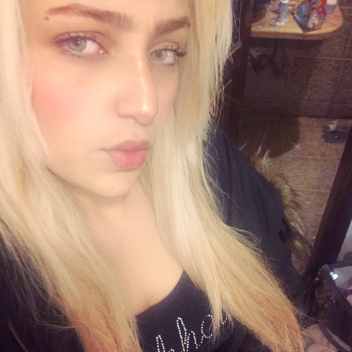 Stream Sandra Yasser music | Listen to songs, albums, playlists for ...