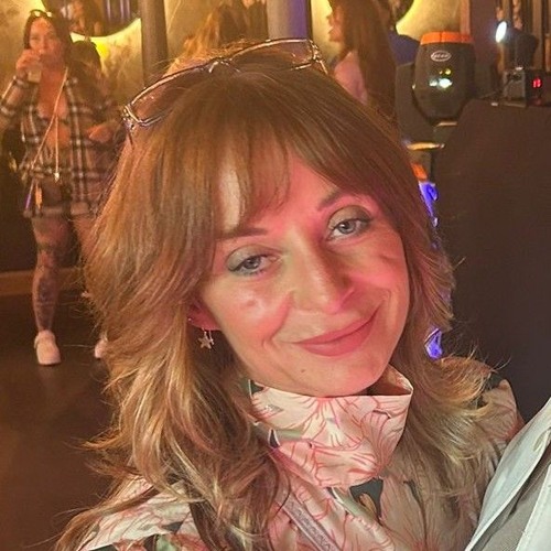 Stream Amanda Jayne Frier music | Listen to songs, albums, playlists ...