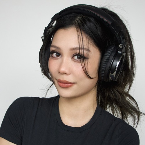 Stream Hello Vee music | Listen to songs, albums, playlists for free on ...
