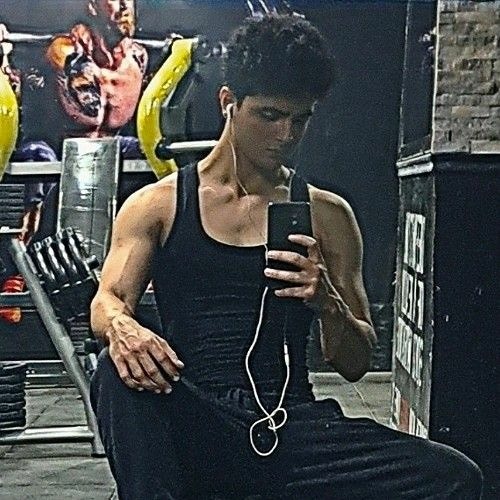 Stream Ahmed Ramy music | Listen to songs, albums, playlists for free ...