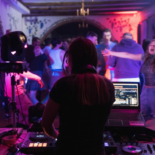 Stream DJ Bonnie music | Listen to songs, albums, playlists for free on ...