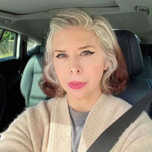 Stream Tazia Lopes music | Listen to songs, albums, playlists for free ...