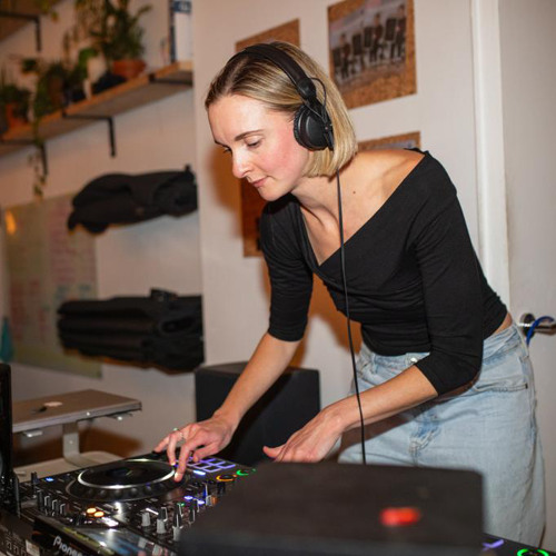 Stream LIZZY RASCAL music | Listen to songs, albums, playlists for free ...