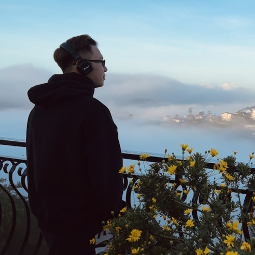 Stream Dj Kim Hali music | Listen to songs, albums, playlists for free ...