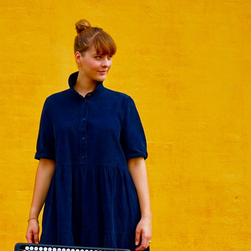 Stream Julie Holmegaard Schade music | Listen to songs, albums ...