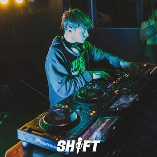 Stream DNB MIX: DEZZ LOCKED SOUNDS GUEST MIX by Dezz.nz | Listen online ...