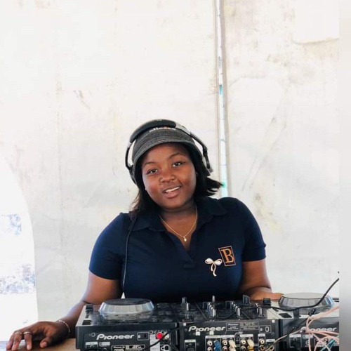Stream dj_Amanda.Moz music | Listen to songs, albums, playlists for ...