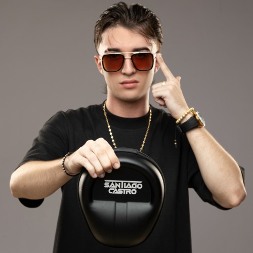 Stream Santiago Castro music | Listen to songs, albums, playlists for ...