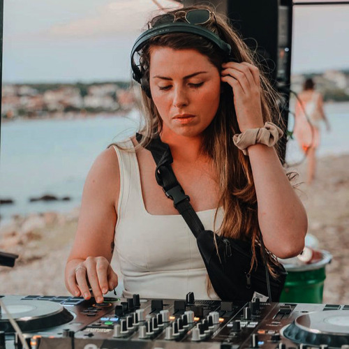 Stream Fiona McCann music | Listen to songs, albums, playlists for free ...