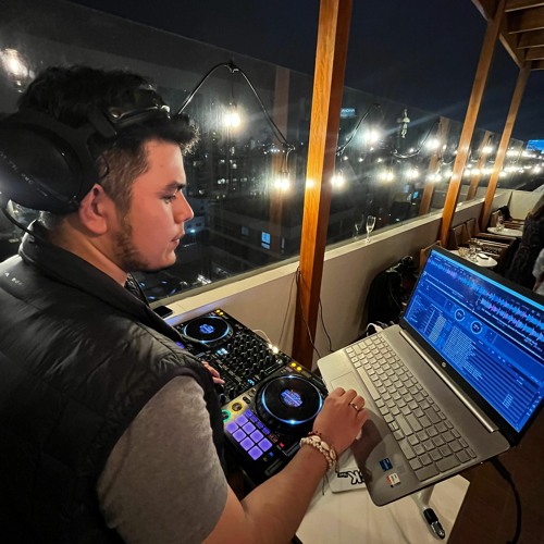 Stream DJ Real - Mixes music | Listen to songs, albums, playlists for ...