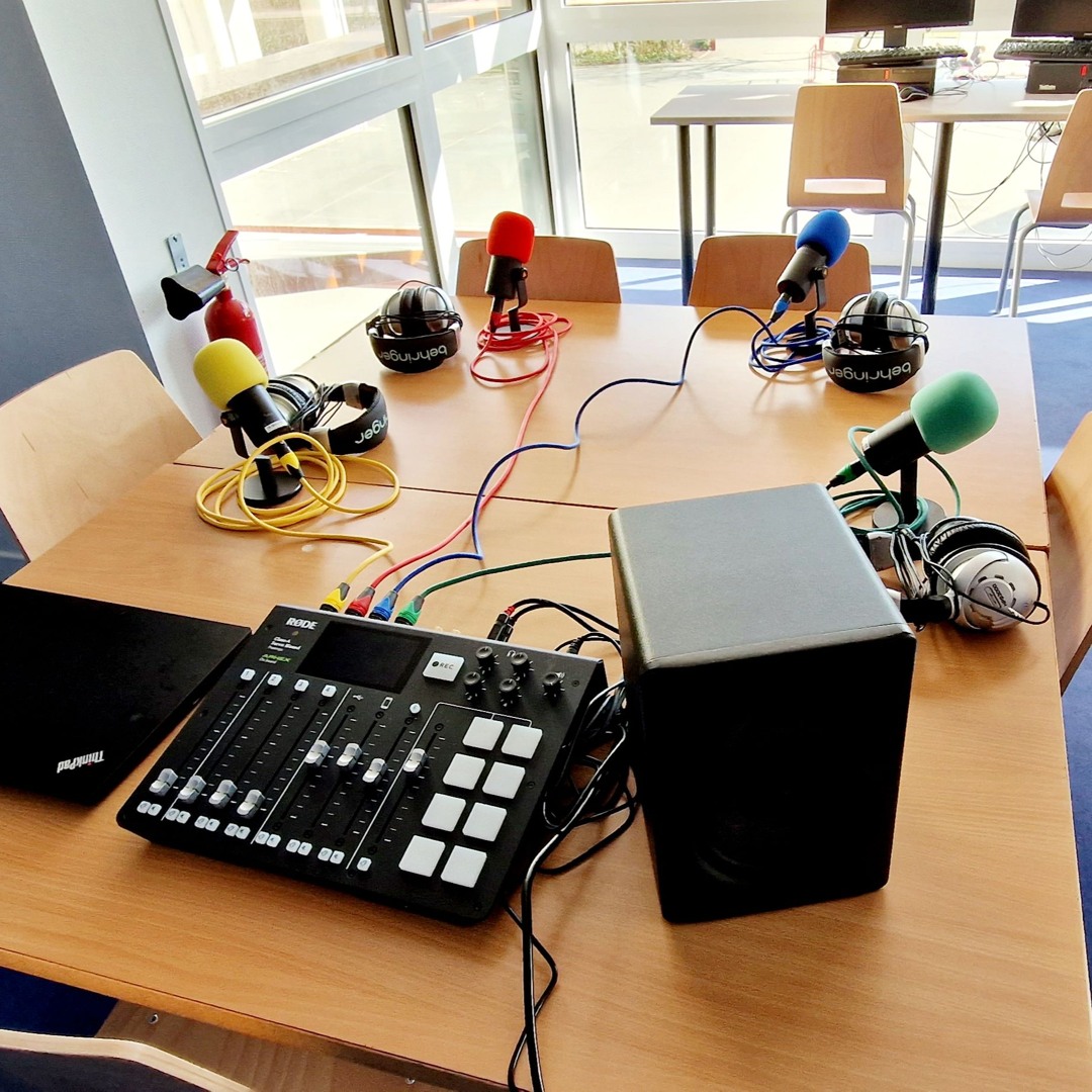 Stream Water-polo, par Jules, Enzo, Alice, Tess, Lenny et Alexis, en 5A ...