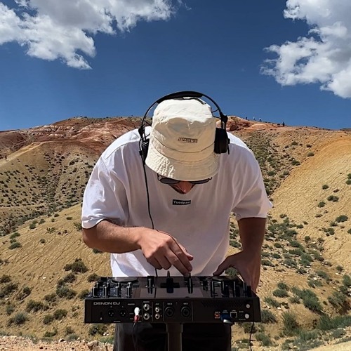 Stream Alex Flare music | Listen to songs, albums, playlists for free ...