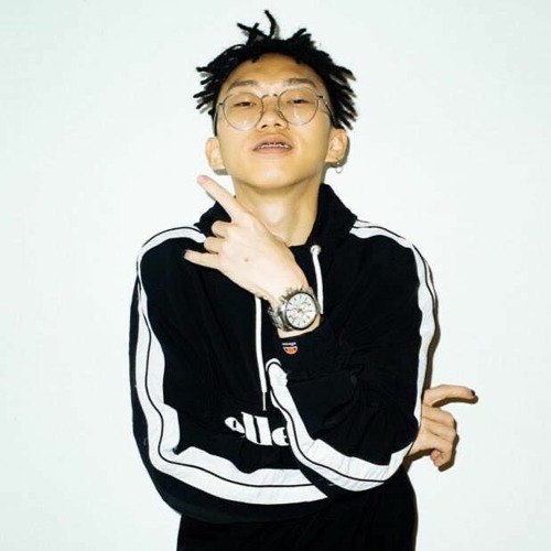 Stream Diamond MQT music | Listen to songs, albums, playlists for free ...