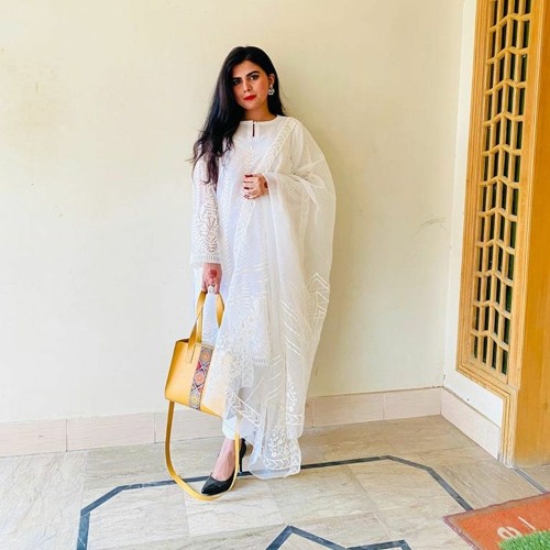 Stream Urooj Fatima music | Listen to songs, albums, playlists for free ...