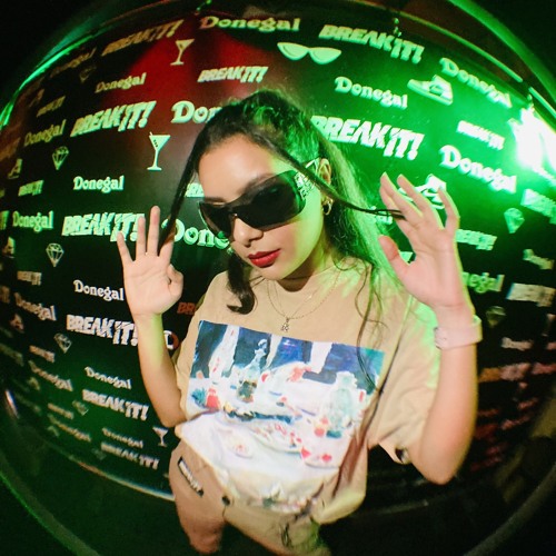 Stream Elisa Chow music | Listen to songs, albums, playlists for free ...