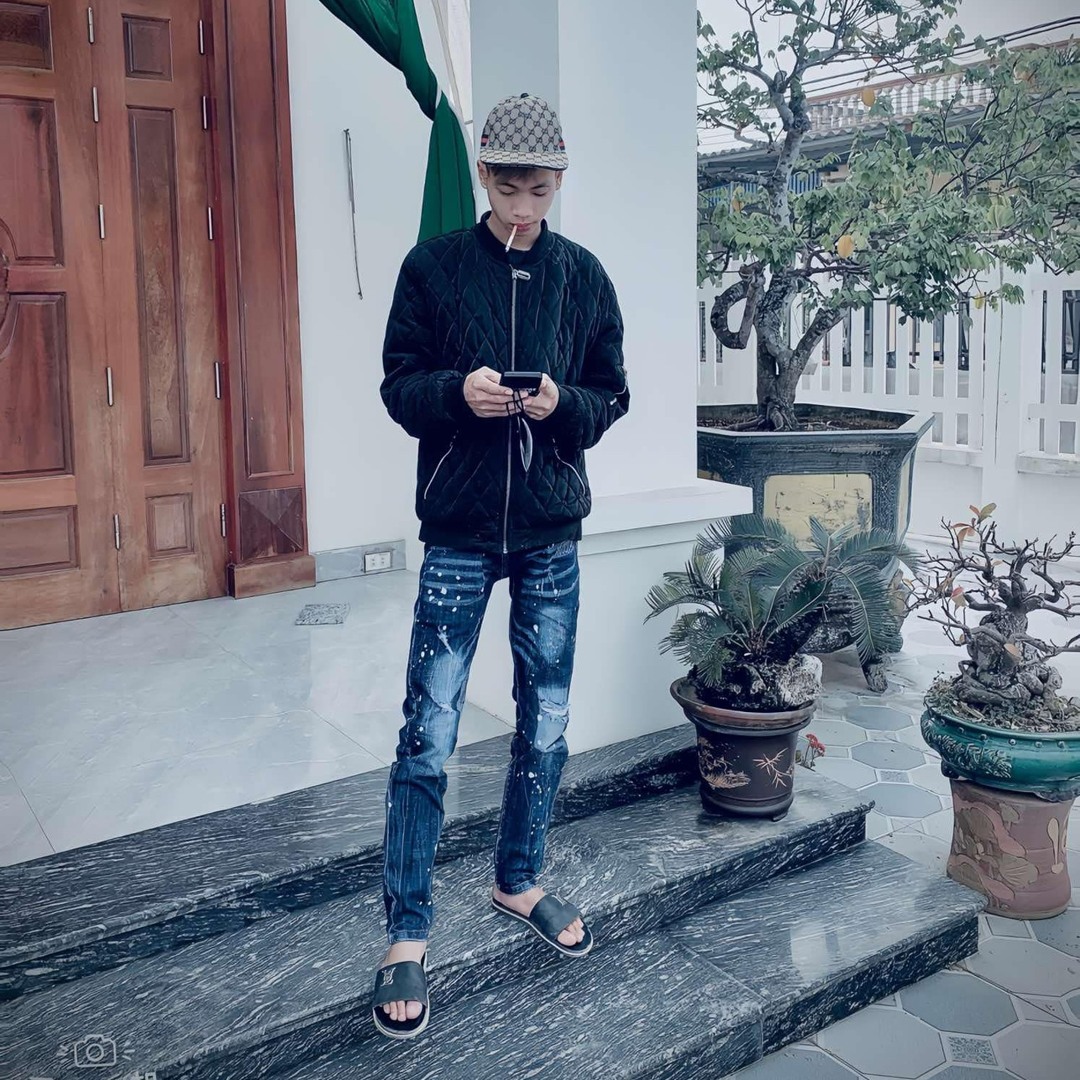 Stream Le Minh Phuc 🦩 music | Listen to songs, albums, playlists for free on SoundCloud