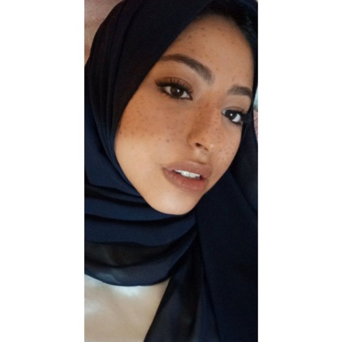 Stream FeFe 🌸 music | Listen to songs, albums, playlists for free on ...