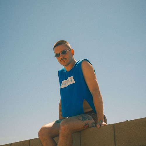 Stream Medium Build music | Listen to songs, albums, playlists for free ...