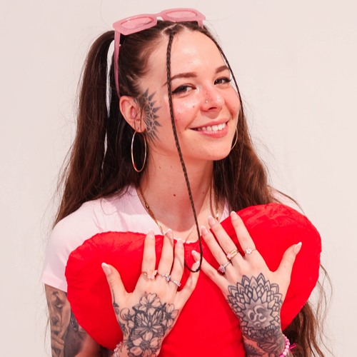 Stream Haylee Wood music | Listen to songs, albums, playlists for free ...