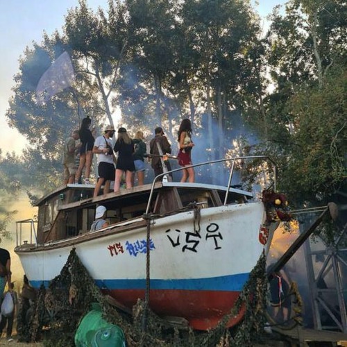 Stream areV// music | Listen to songs, albums, playlists for free on ...