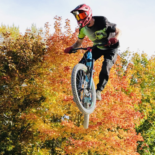 Stream Robin Bickley music | Listen to songs, albums, playlists for ...