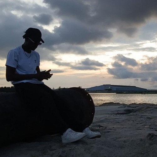 Stream Maximo music | Listen to songs, albums, playlists for free on ...