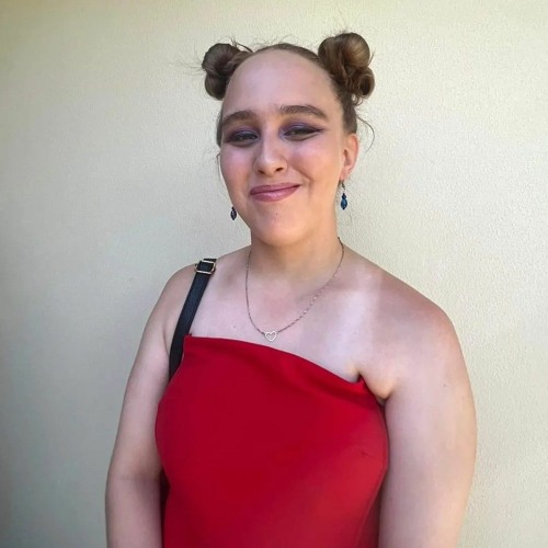 Stream Savarnah Rose music | Listen to songs, albums, playlists for ...