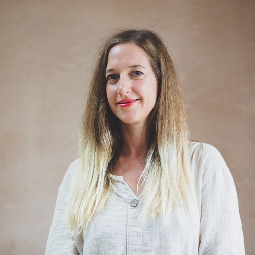 Stream Introduction to how to launch and grow on Substack by Annie Ridout | Listen online for ...