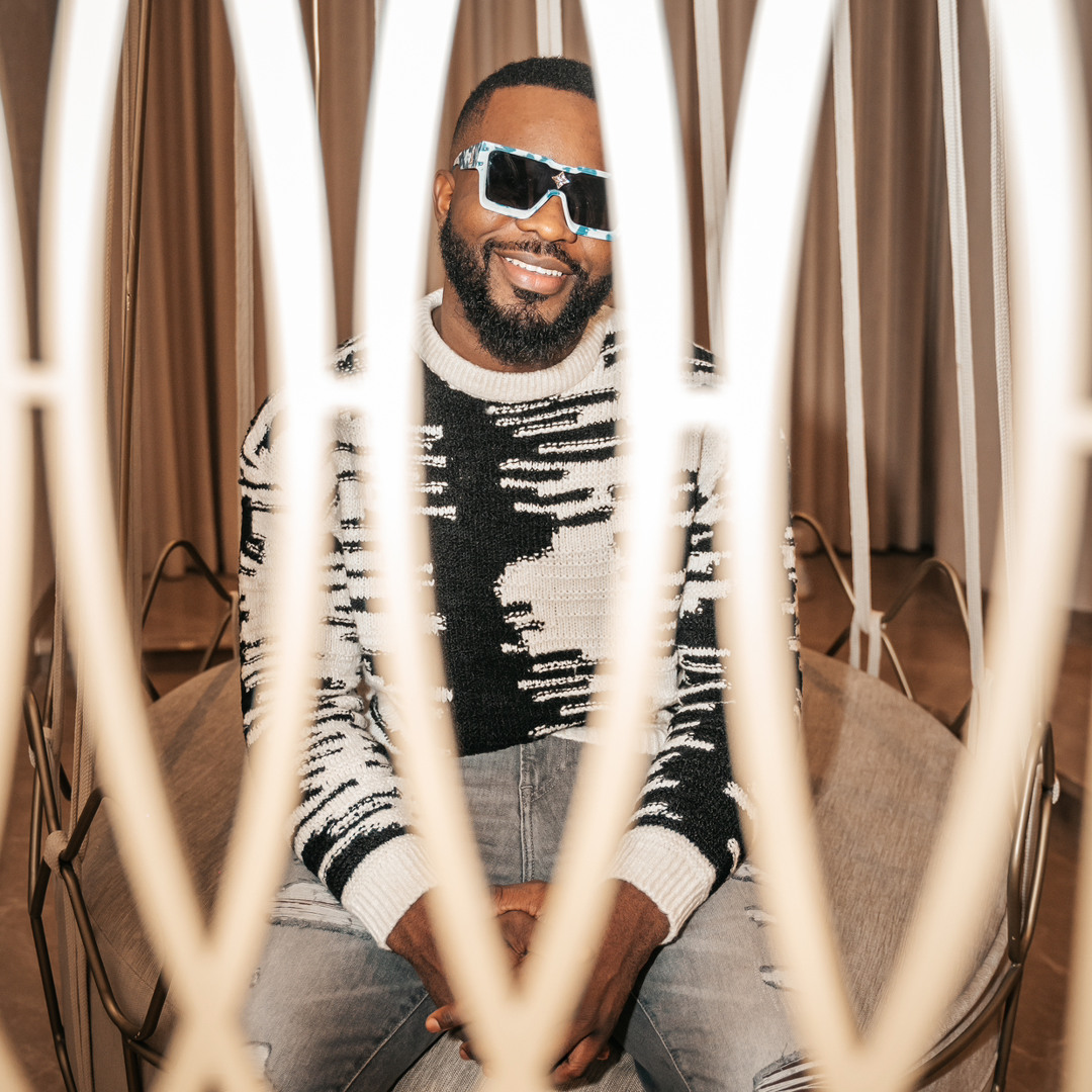 Listen to music albums featuring TIK TOK LIVE AFROBEAT MIX (FOLLOW ON ...