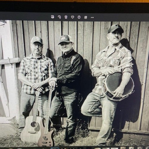 Stream Wagon Wheel by Billy Reed Band | Listen online for free on ...