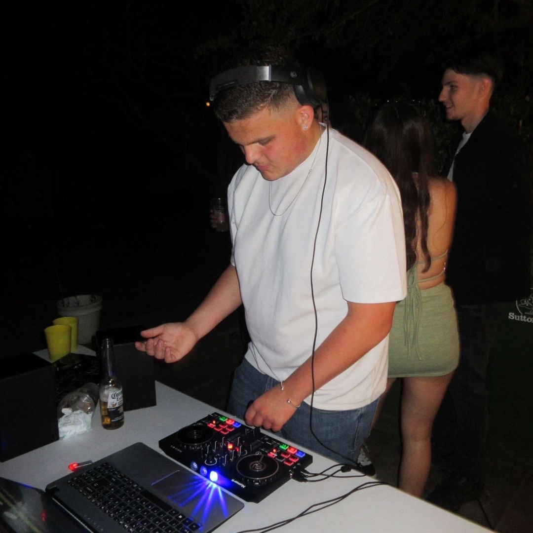 Stream house mix pt2 by DJBWinn | Listen online for free on SoundCloud