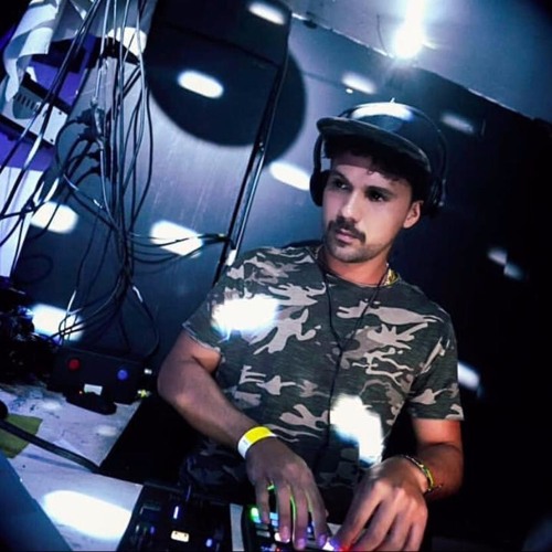 Stream EL TIGRE - TERAPIA AFRICANA by Pharaoh | Listen online for free ...