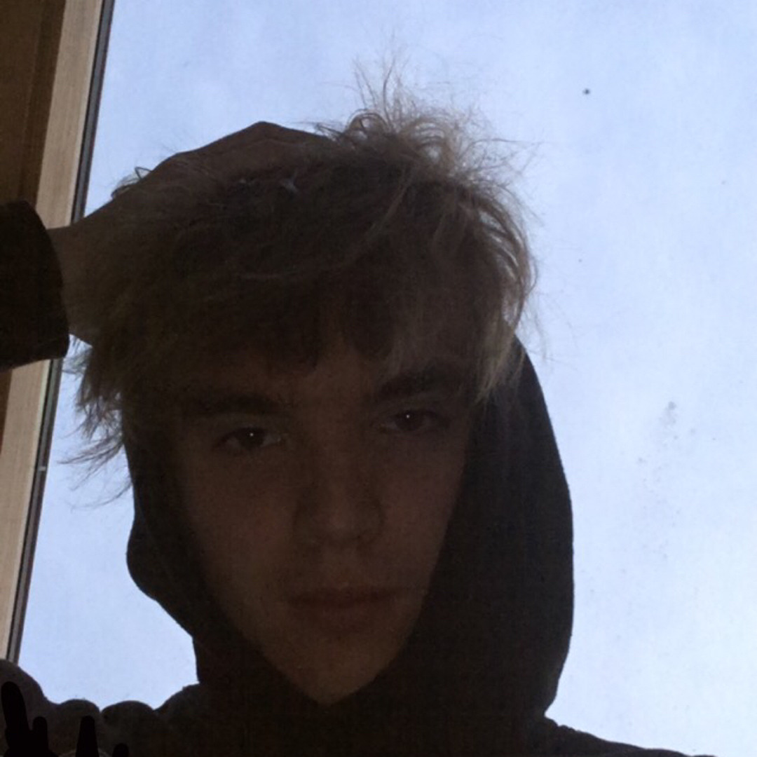 Stream Trust Issues - DRAKE/THE WEEKND (Guitar Cover) by Diego | Listen ...