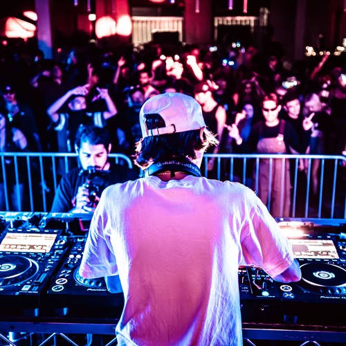 Virtual Self - Ghost Voices (HELLBOUND! Hard Techno Edit) [VIRTUAL SELF]