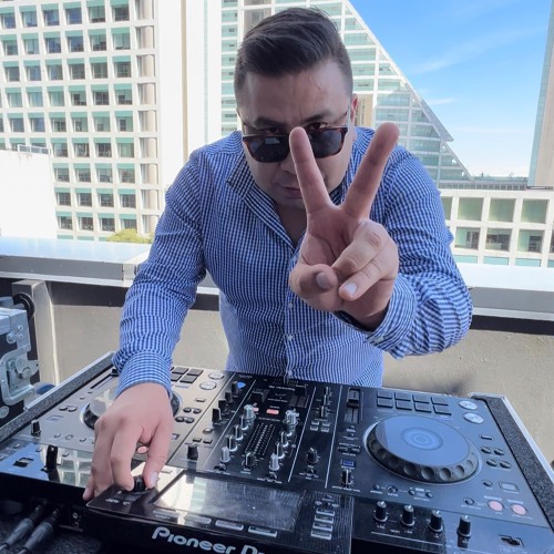 Stream Jonathan Sanchez music | Listen to songs, albums, playlists for ...