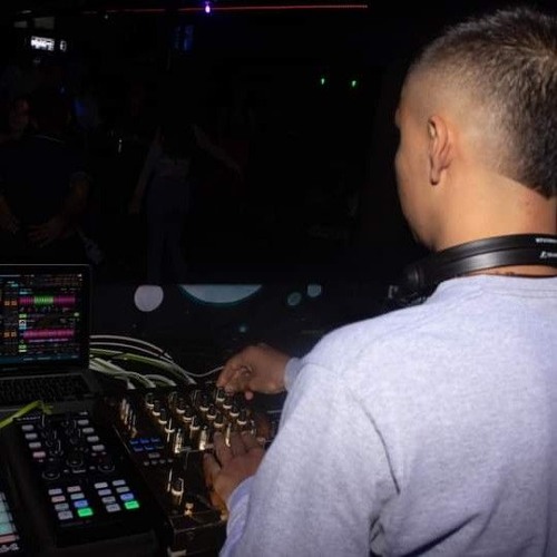 Stream Orlando Chacón music | Listen to songs, albums, playlists for ...
