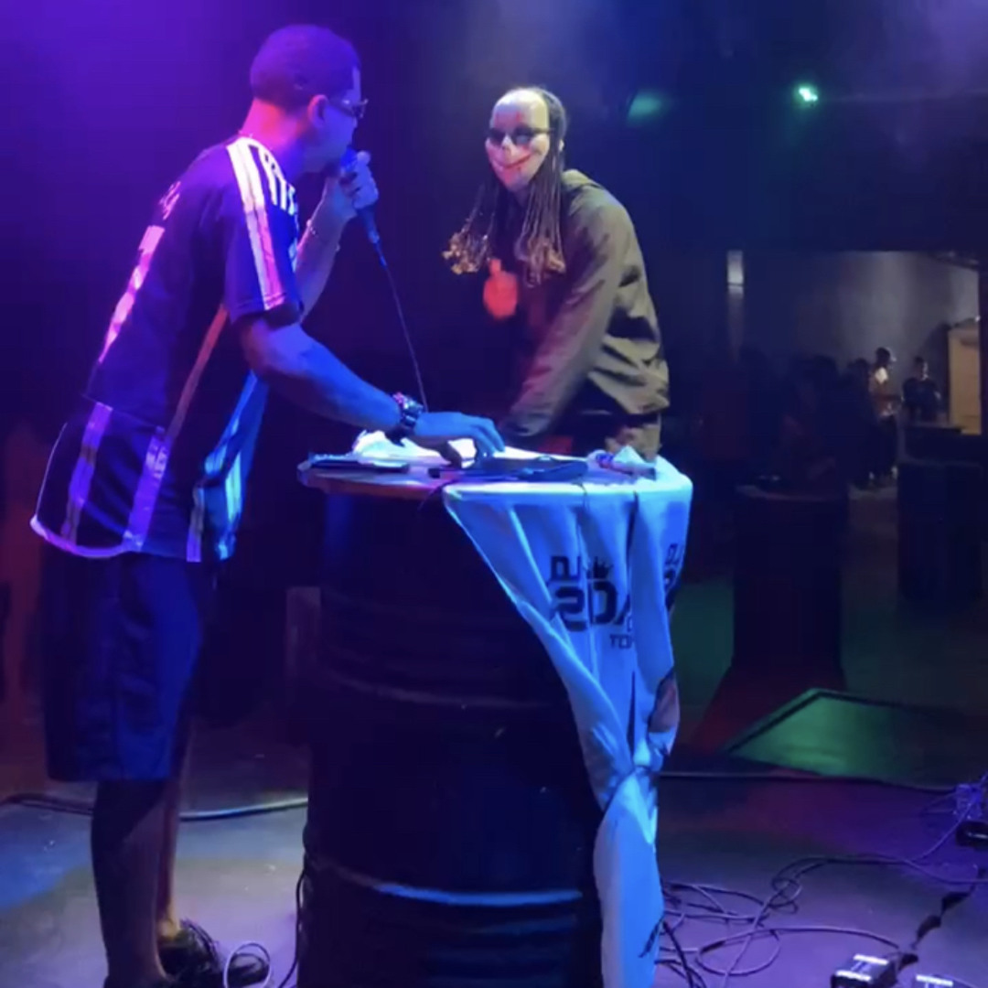 Stream DJ 2D DA TORRE ♫ music | Listen to songs, albums, playlists for ...