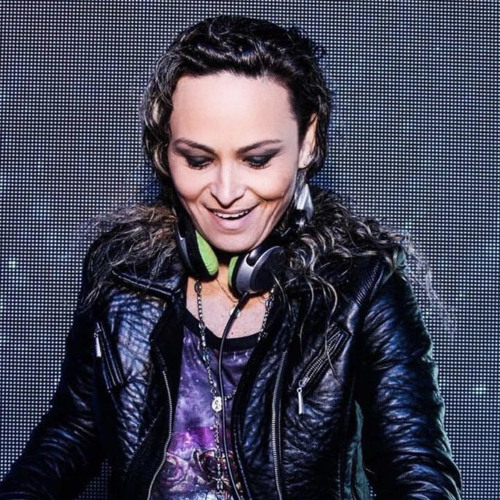 Stream Dj Sandra Bull music | Listen to songs, albums, playlists for ...