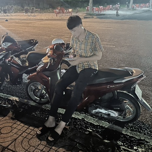 Stream Duy Linh music | Listen to songs, albums, playlists for free on ...