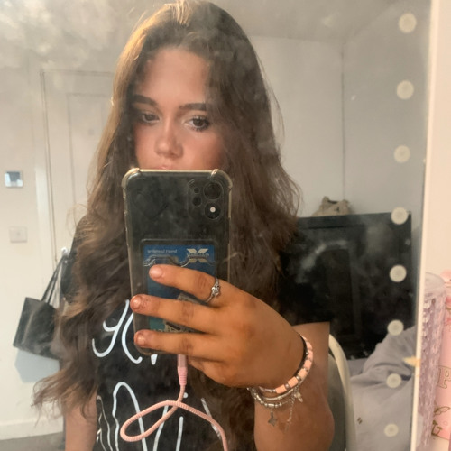 Stream ⚜️layla dyson⚜️ music | Listen to songs, albums, playlists for ...