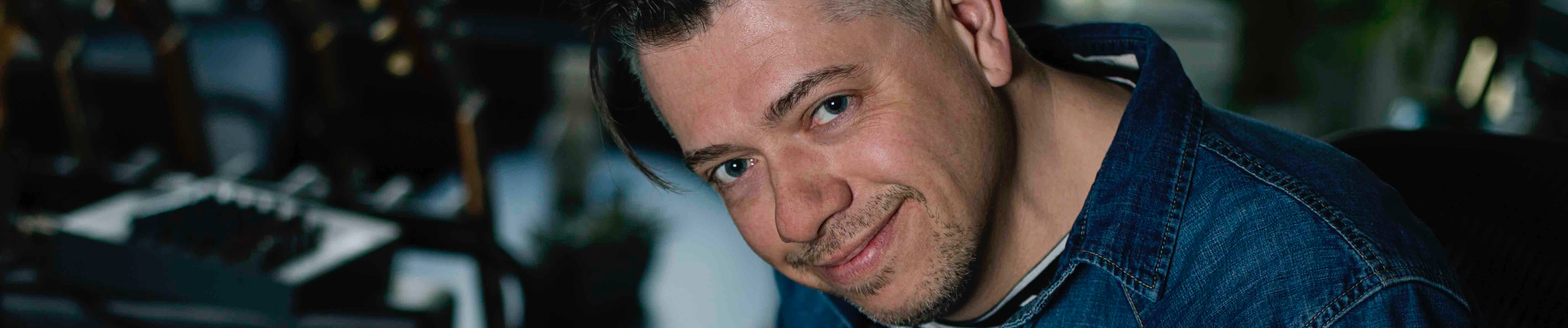 Russell Broom's Instagram, Twitter & Facebook on IDCrawl