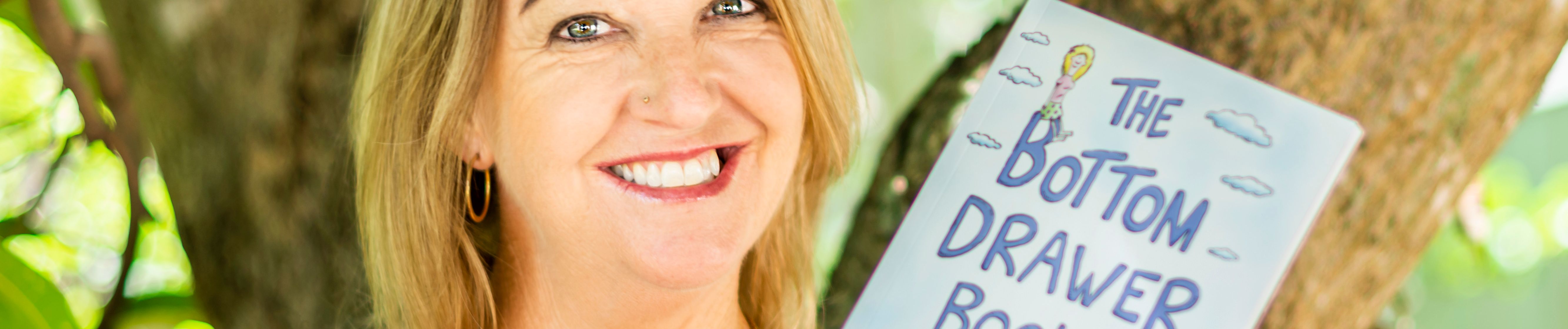 Lisa Herbert's Instagram, Twitter & Facebook on IDCrawl