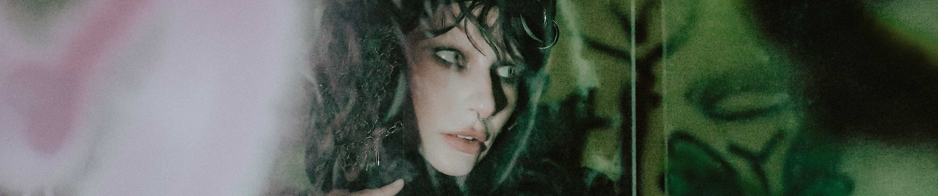 Sarah Wolfe's Instagram, Twitter & Facebook on IDCrawl